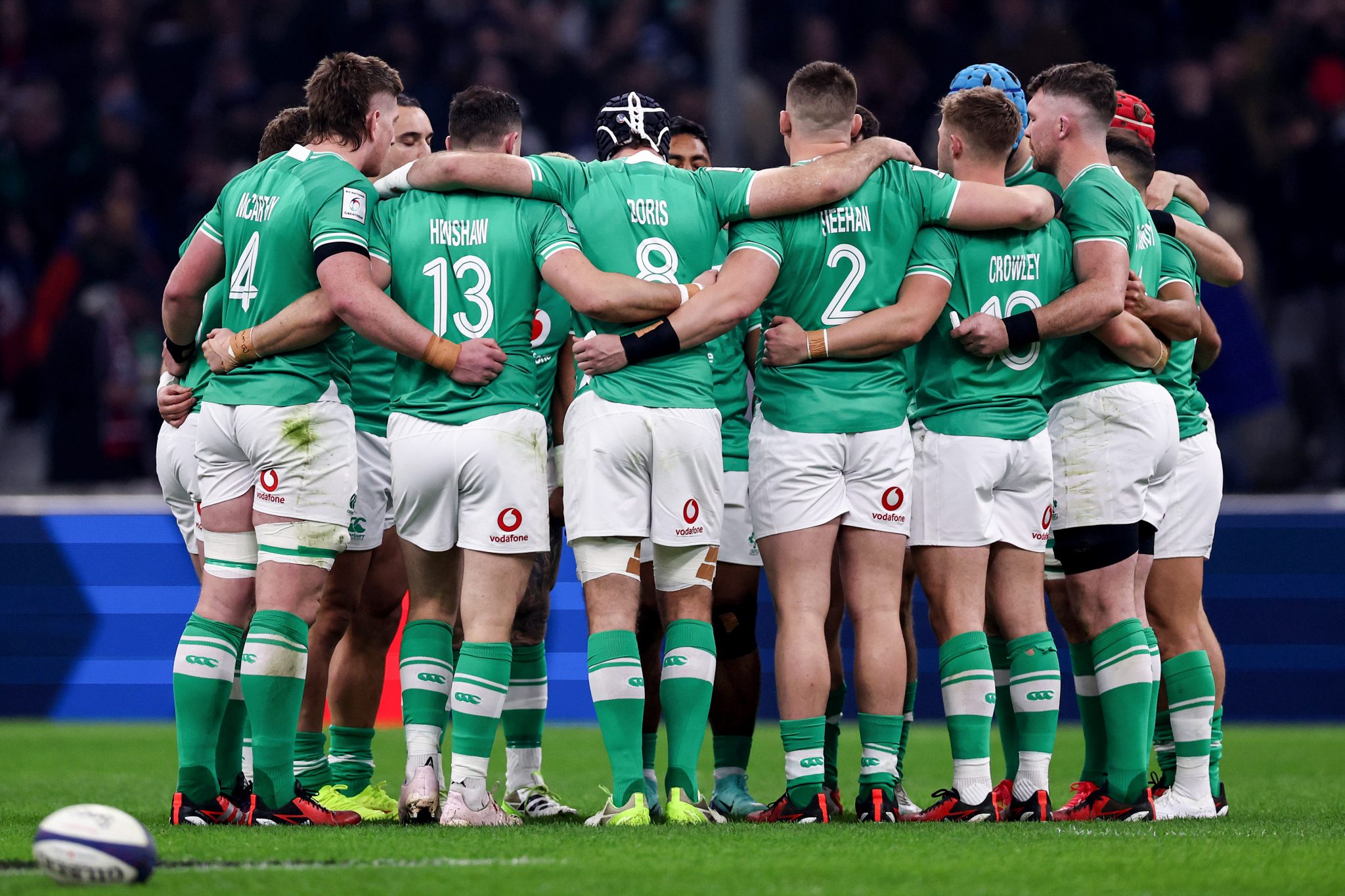 What's behind teams breathing in huddle during Six Nations?