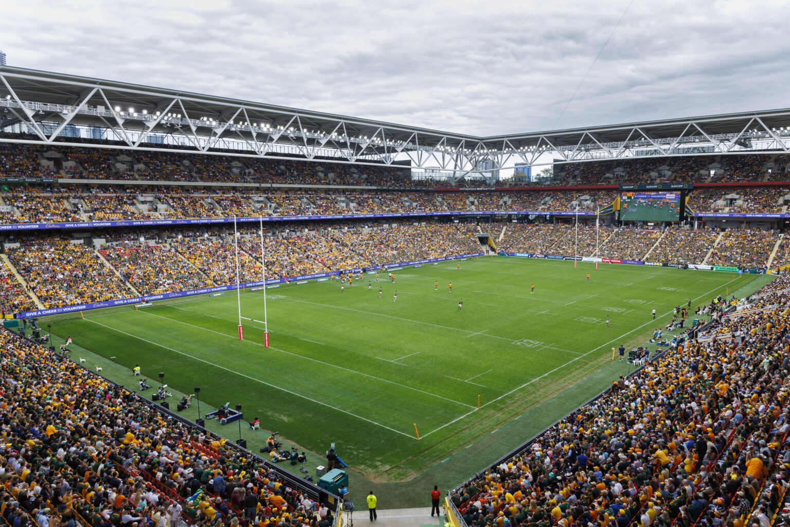 The Top 12 biggest rugby stadiums in the world – No 1 will surprise you!